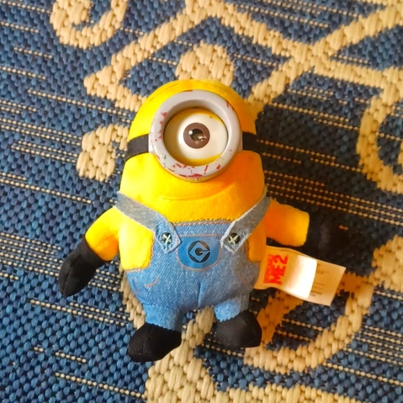 toy factory | Toys | Despicable Me Minion One Eye Toy Factory Plush ...